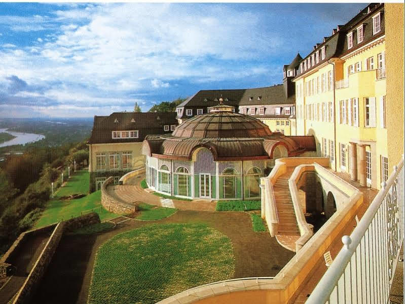 Hotel Steigenberger Icon Grandhotel & Spa Petersberg Königswinter ...